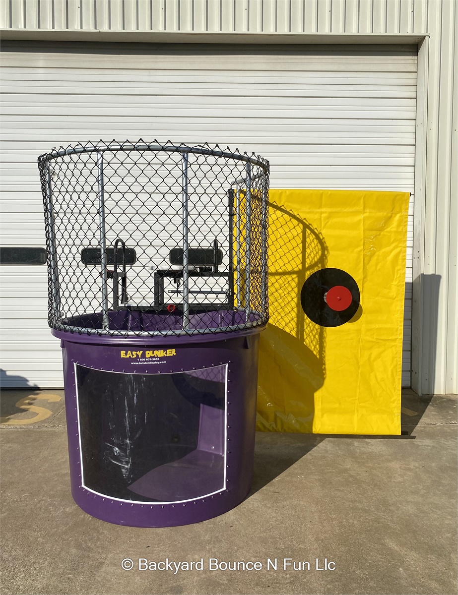 Dunk Tank - Party Rental in Tx | Backyard Bounce N Fun Llc