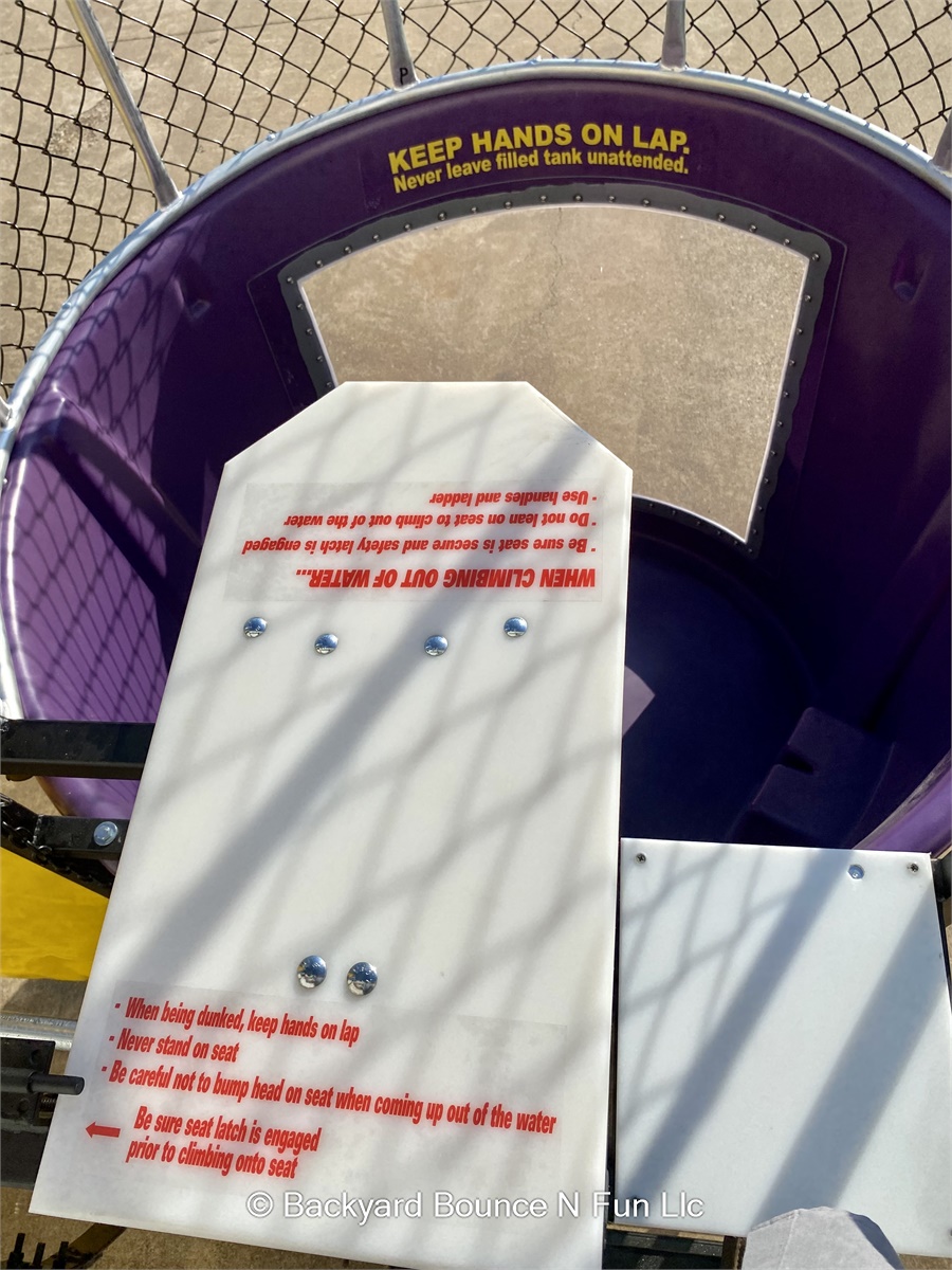 Dunk Tank - Party Rental in Tx | Backyard Bounce N Fun Llc